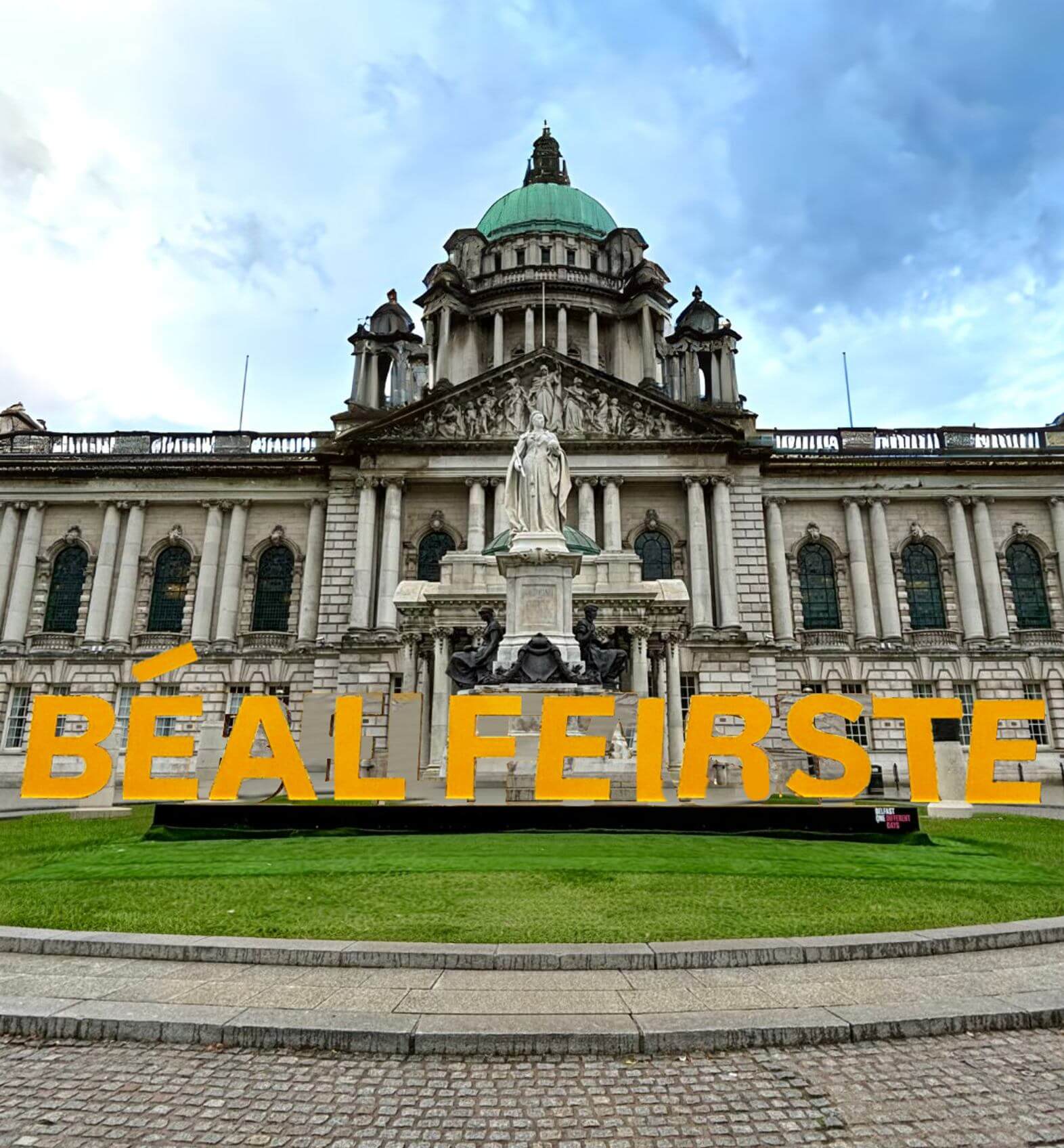 Bilingual Béal Feirste!! | An Dream Dearg